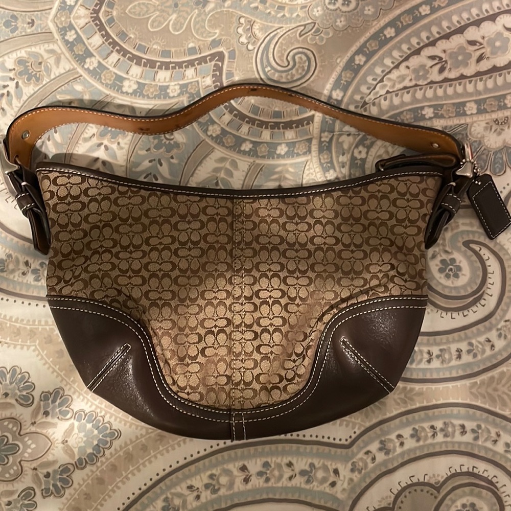Coach Signature Hobo Shoulder Bag - Gem